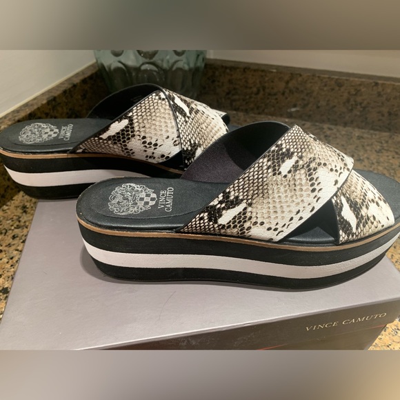 Vince Camuto | Shoes | Vince Camuto Retira Black White Multi Snake ...